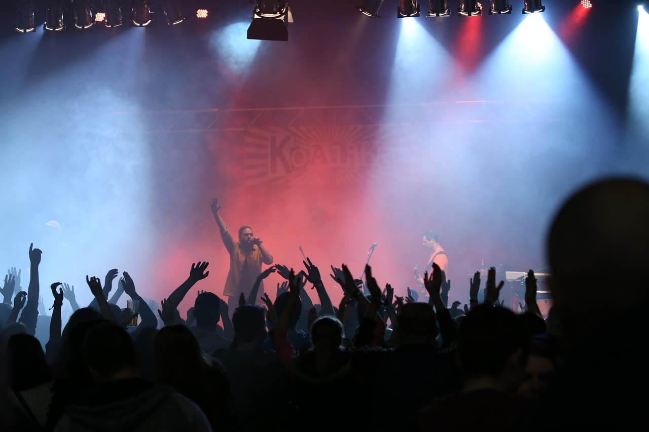 Gesehen: Feel Rich - Health is the new wealth - SimplyGesund